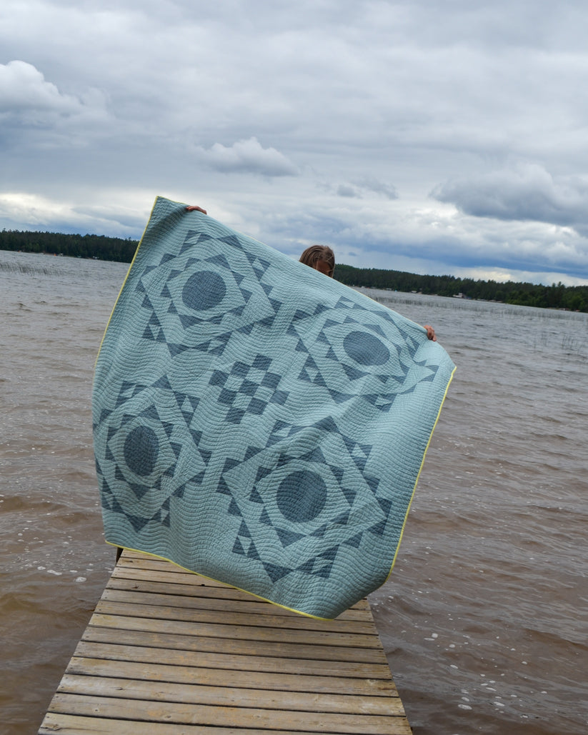 Cove Quilt Pattern – Side Lake Stitch